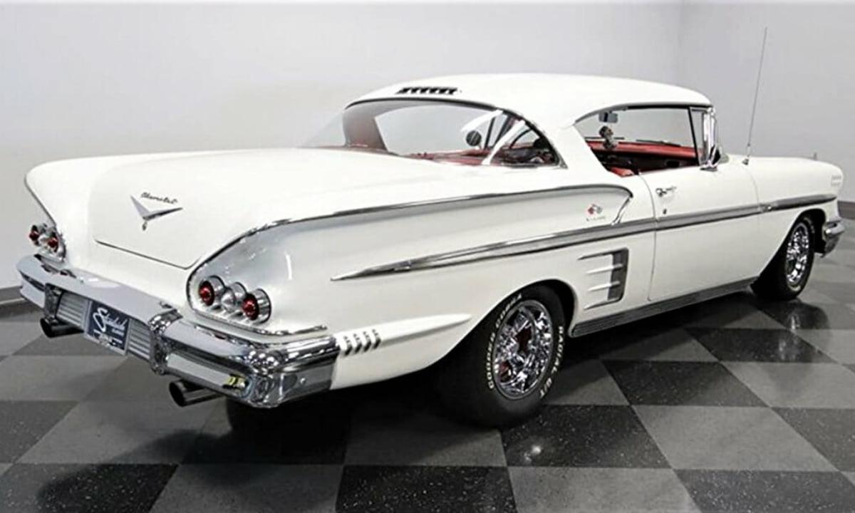 The Classic Elegance of the 1958 Chevrolet Impala: A Timeless Icon ...