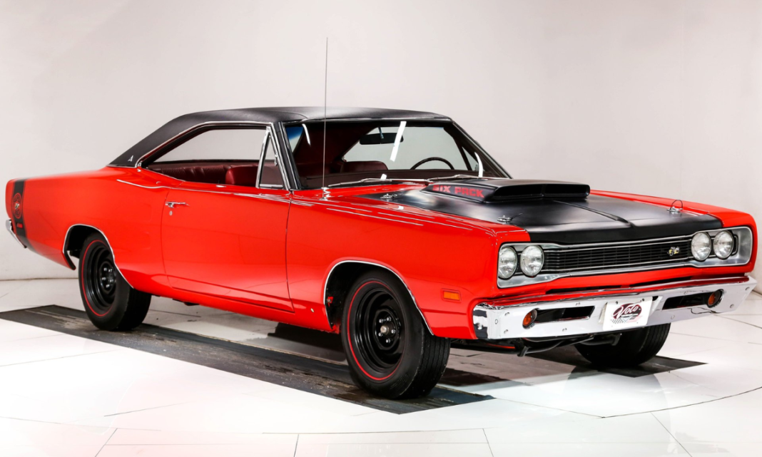 1969 Dodge Super Bee vs. 1969 Ford Mustang 428 Cobra Jet: A Muscle Car ...